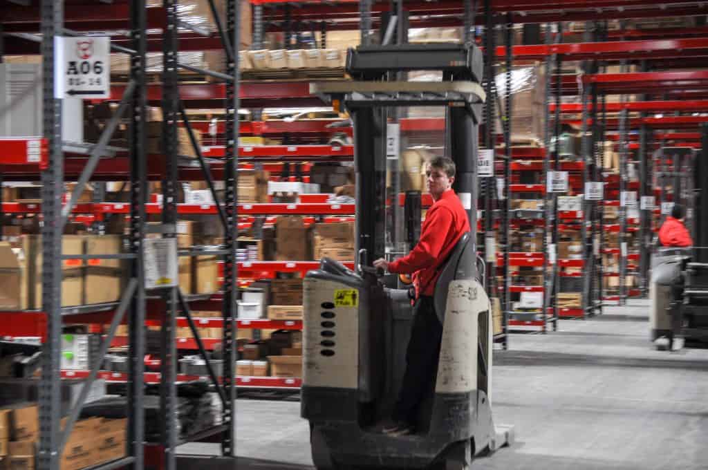 Understanding ECommerce Fulfillment: Definition, Process, Resources ...